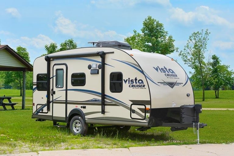 30+ Best Retro Campers For Sale // Vintage Camper and Retro RV